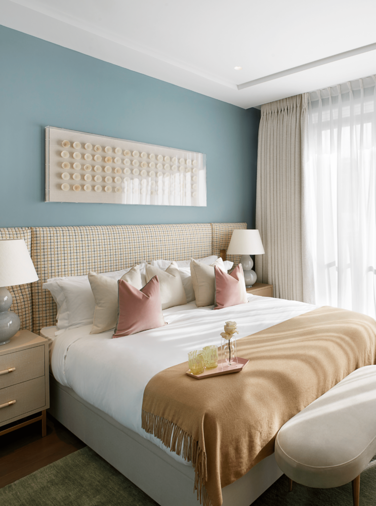 Classic British Retreat - Lodha UK